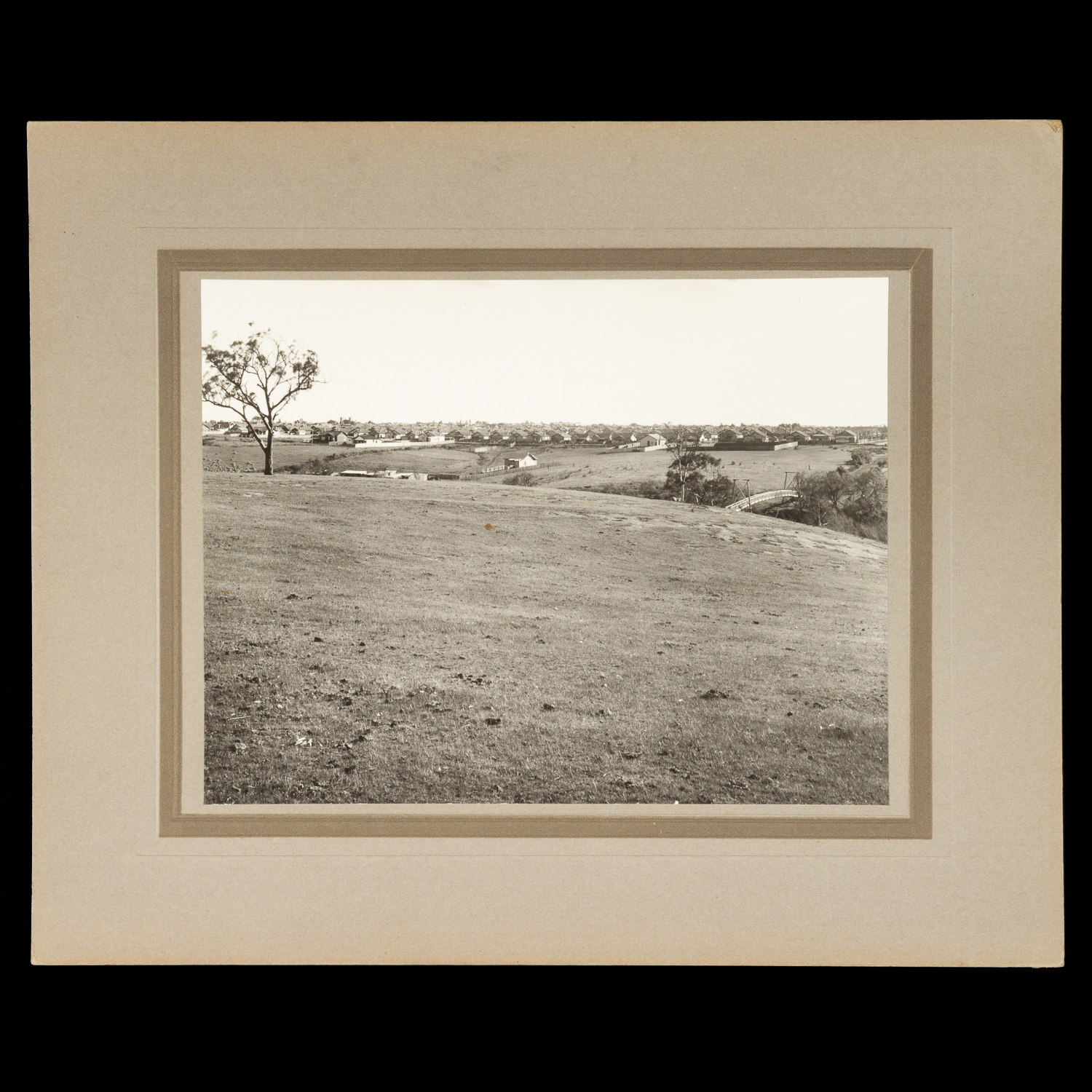 [MELBOURNE] Suite of four views of Oakover Bridge on Merri Creek ...